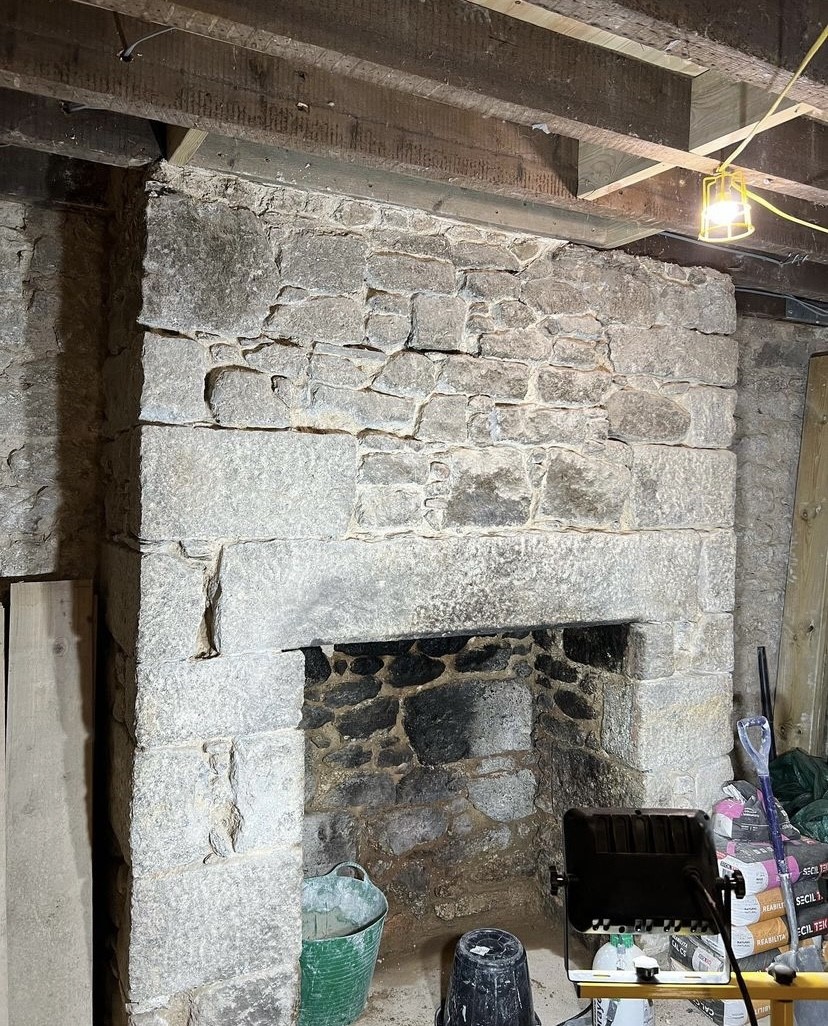 Granite fireplace rake out & repoint in lime- Dartmoor, Devon - TEKTER